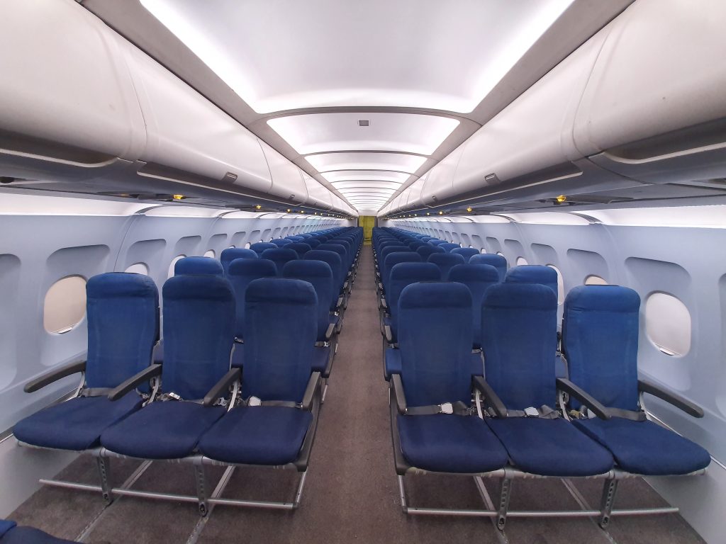 Airbus A320 interior - Shoot Aviation UK : Shoot Aviation UK